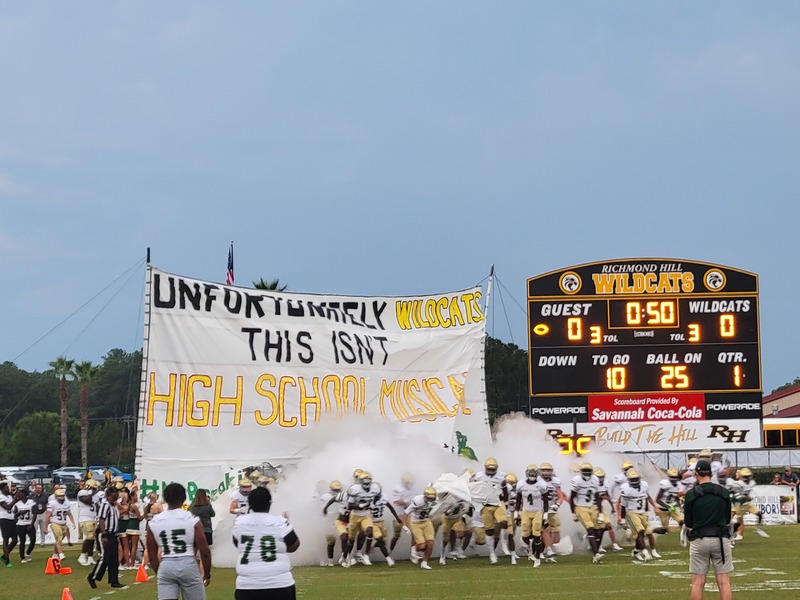 Gators Defeat Richmond Hill 28 -7 | Ware County Athletics